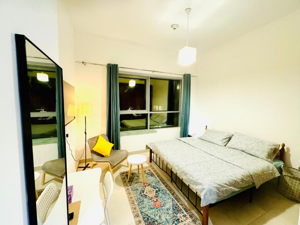 Modern Room With Attached Bathroom Near Rigga Metro & Close to Airport ...