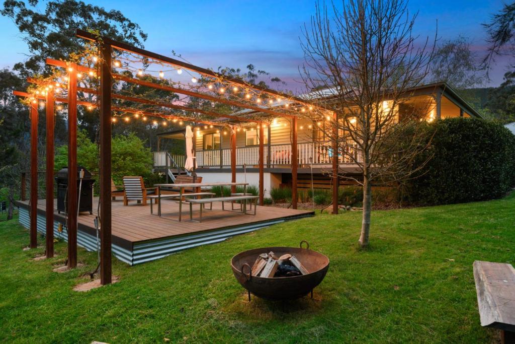 Seasons on Mystic, Bright (updated prices 2026)