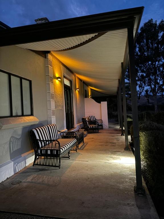 Pirathon Country Estate, Tanunda (updated prices 2025)