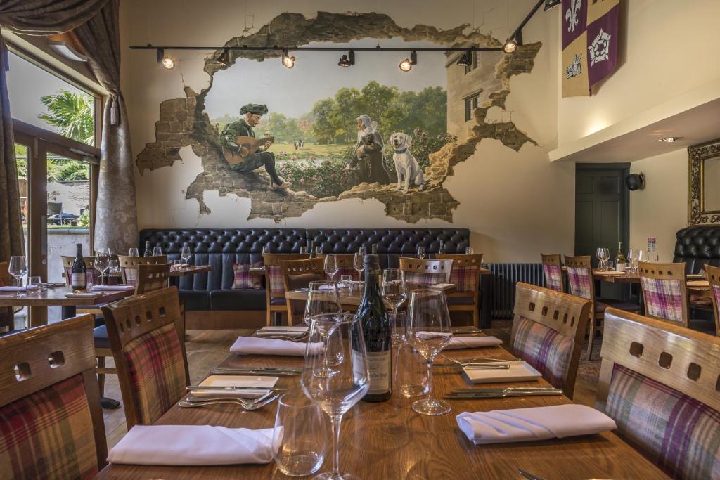 The Talbot Hotel, Oundle , Near Peterborough - part of The Coaching Inn ...