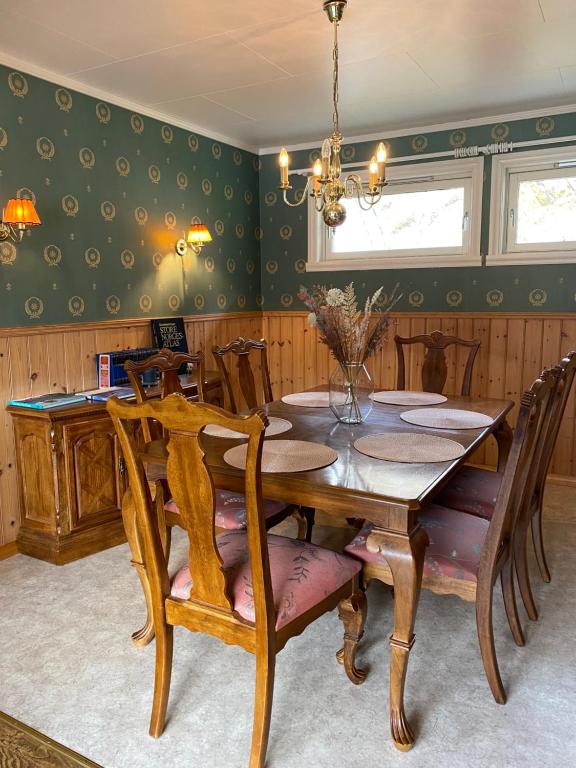 Honey bay cottage, Stadlandet (updated prices 2025)