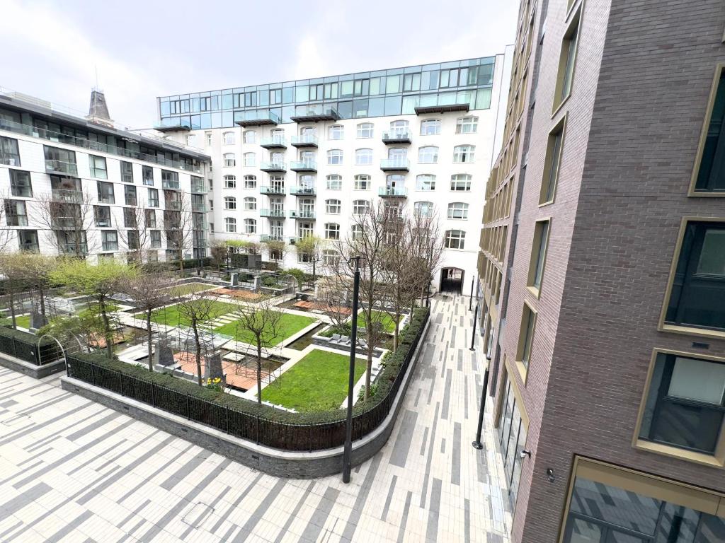 Tower Bridge, London Luxury Flat with Beautiful Garden Views, Londres ...