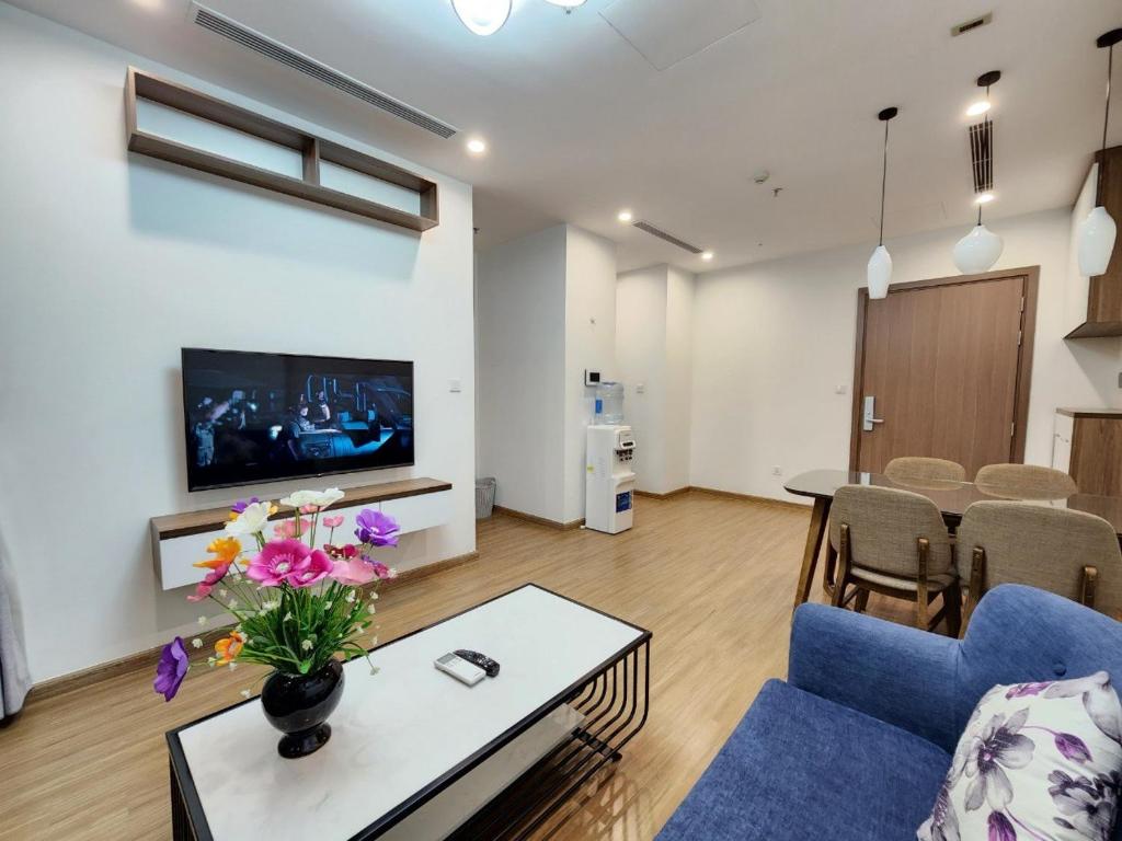 Vinhomes Skylake 1BR City View - Daniel Apartment, Hanoi (updated prices 2025)