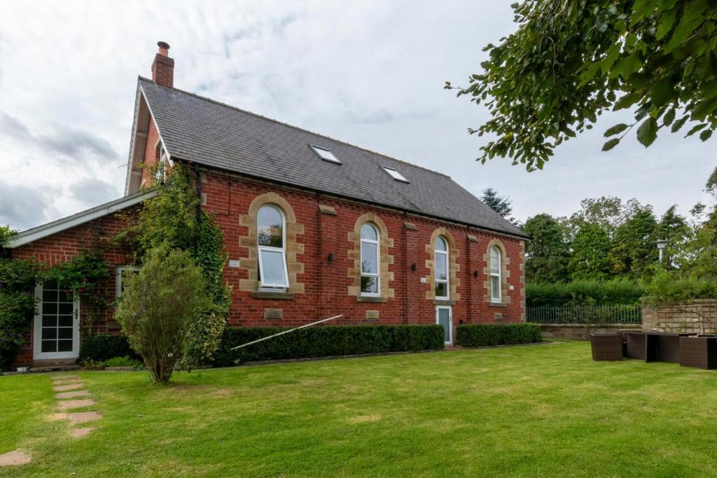 Whitby Chapel, Whitby (updated prices 2025)