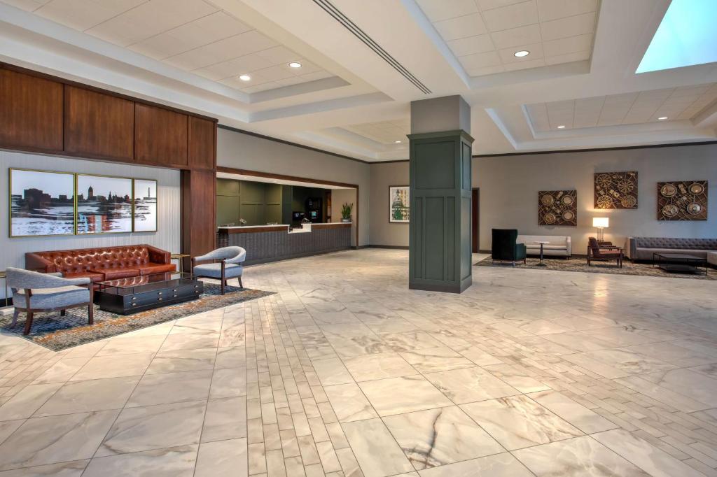 DoubleTree by Hilton Lansing, Lansing (updated prices 2025)