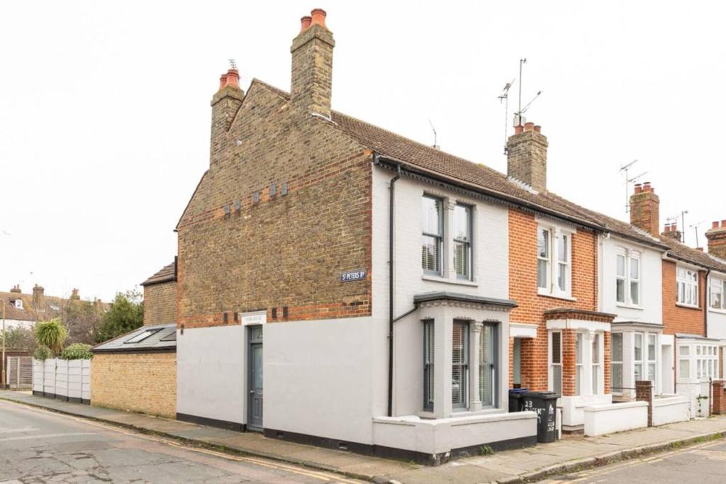 York House, Whitstable (updated prices 2025)