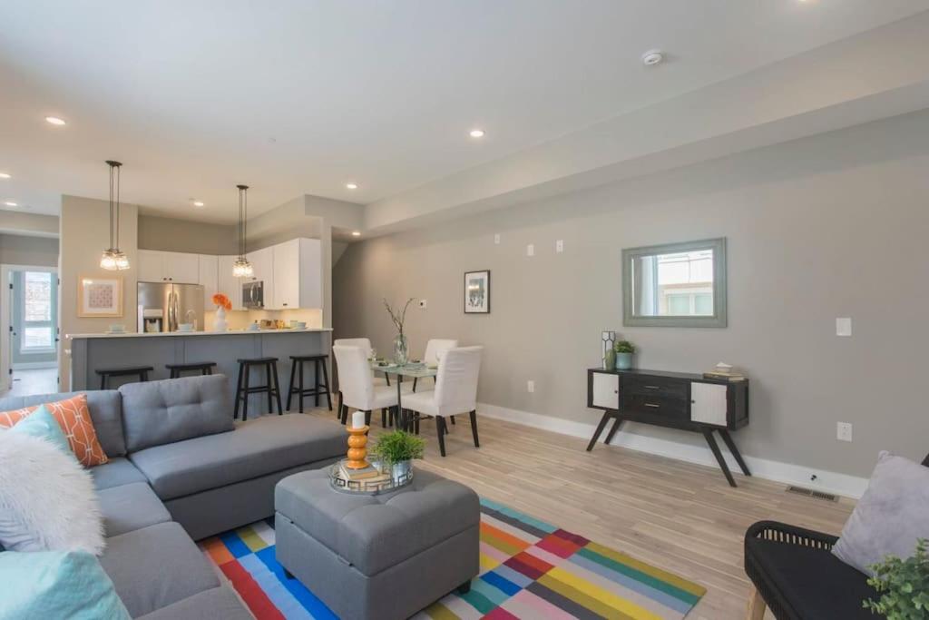 PRISTINE 3 bdrm - Garage Parking - Close to UPENN, Philadelphia ...