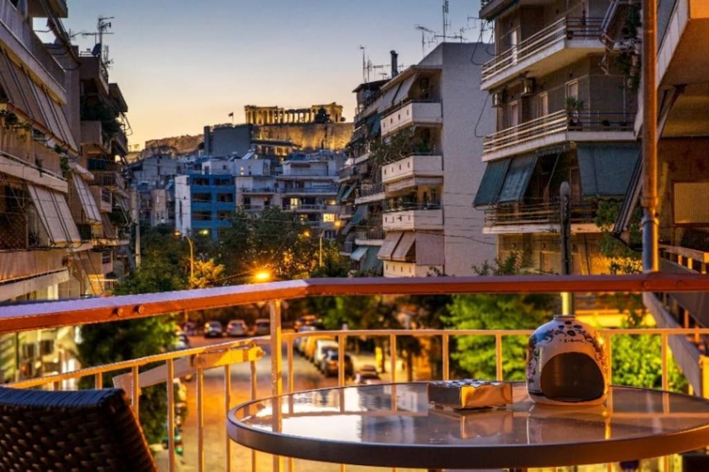 Sunny 2 bedroom cozy apartment, view of Parthenon, Athens (updated ...