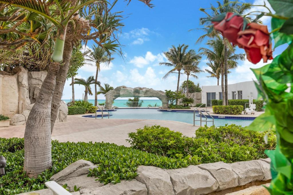 5th Floor Luxury Suite at Trump Int Resort, Sunny Isles Beach (updated ...