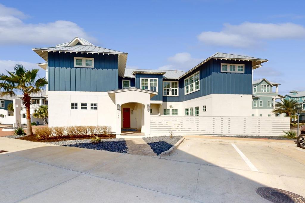 Mightier Than The Sea at Palmilla Beach, Port Aransas (updated prices 2025)