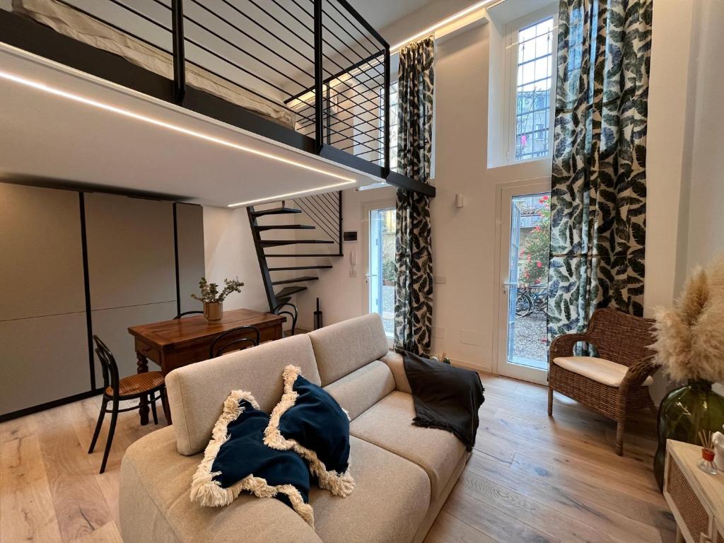 Classy & Chic 2 storey Loft, Milan (updated prices 2025)