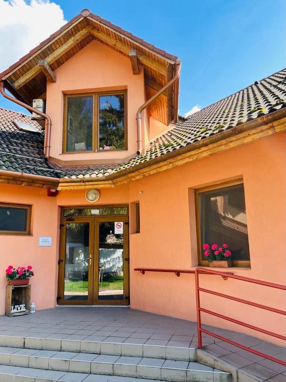 Kancsal Harcsa Panzió és Halászcsárda, Tiszatelek (updated prices 2026)