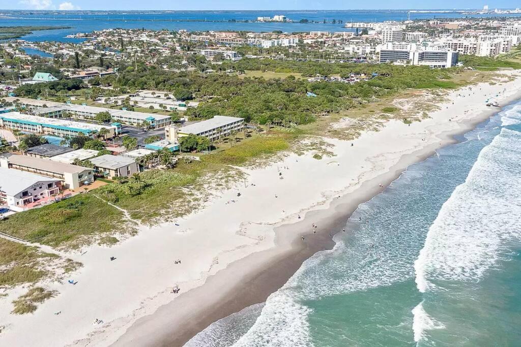 Ocean Front in Cocoa Beach, Cocoa Beach (aktualisierte Preise für 2026)