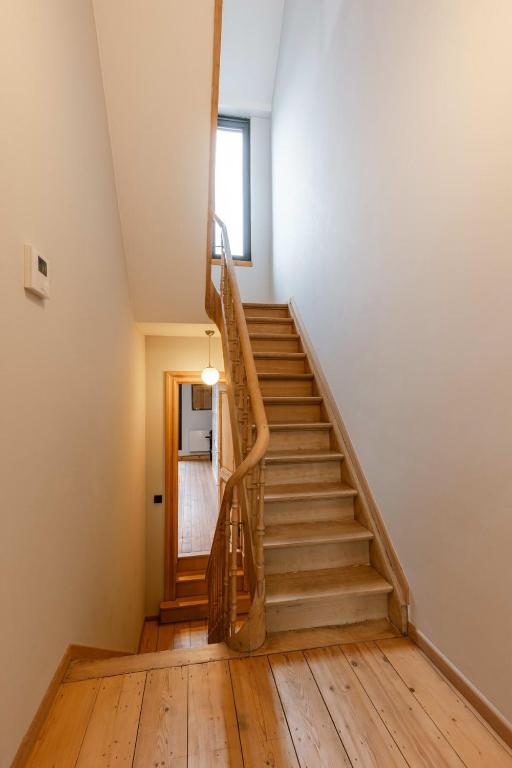 Huswell - Charming urban retreat, 15 Minutes from Station, Antwerp ...