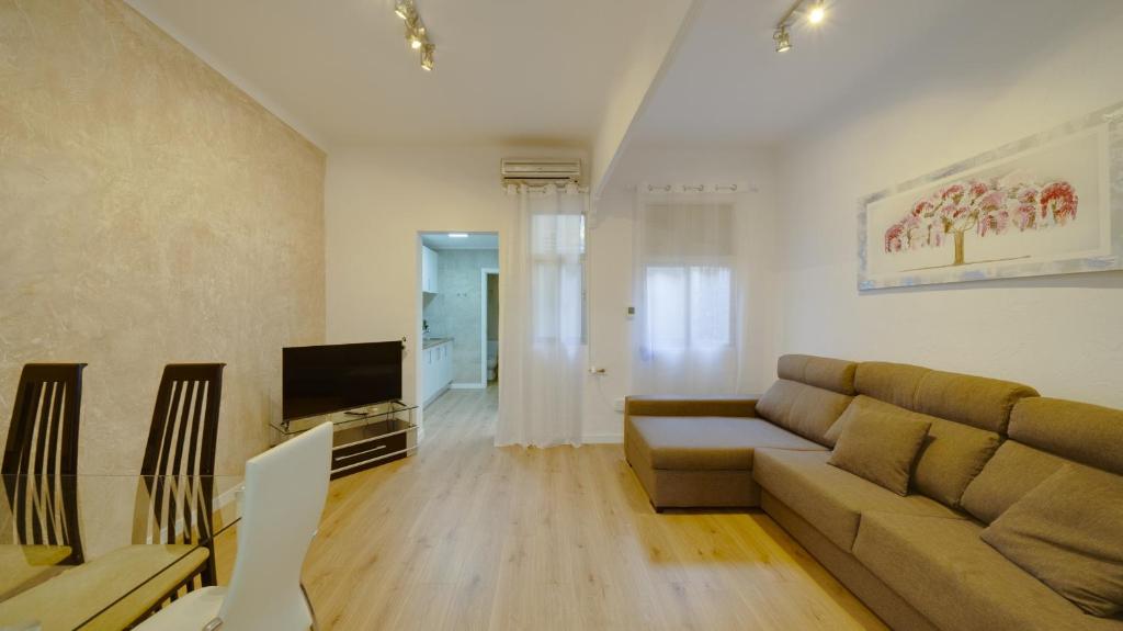 Piso en Carolinas de 1 dormitorio, Alicante – Updated 2024 Prices