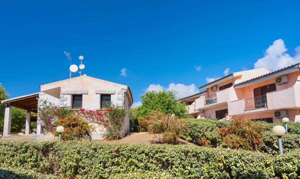 ISA-Residence with swimming-pool in Badesi, Badesi (precios ...