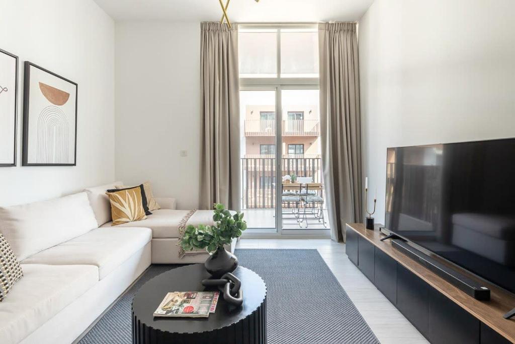 Frank Porter - Belgravia 3, Dubai (updated prices 2026)