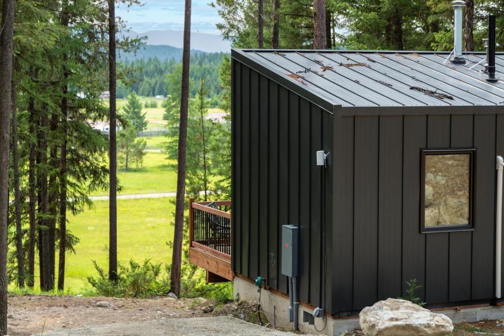 Whitefish North Star Ranch Cabin 4-8 Miles to Downtown, Peaceful on 40 ...