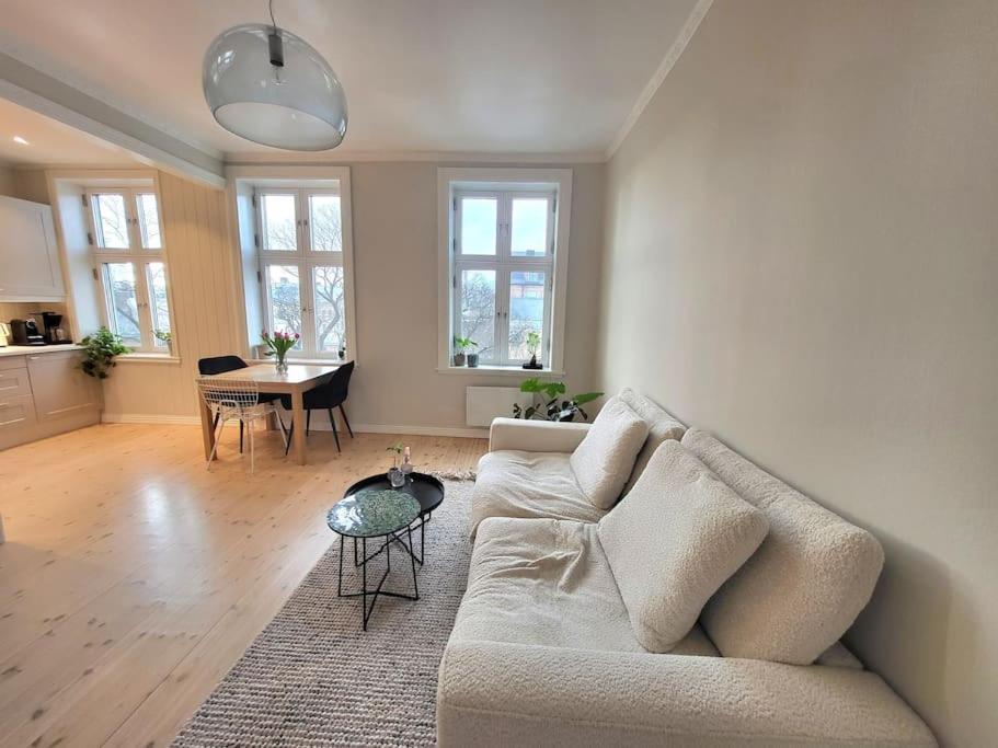 Sentral leilighet med balkong., Oslo (updated prices 2025)