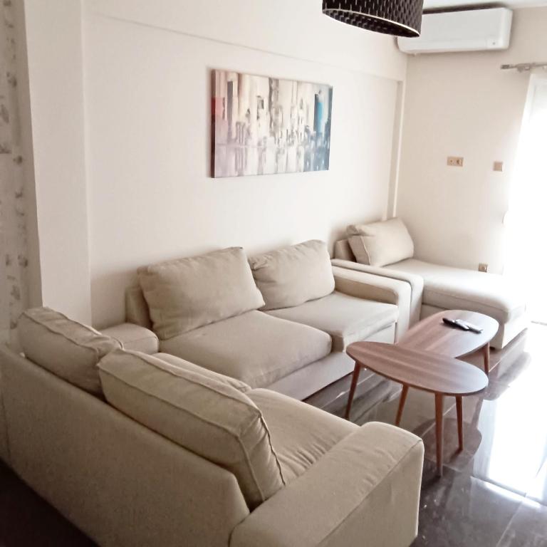 Beautiful 2 rooms center apartment, Thessaloniki (updated prices 2025)