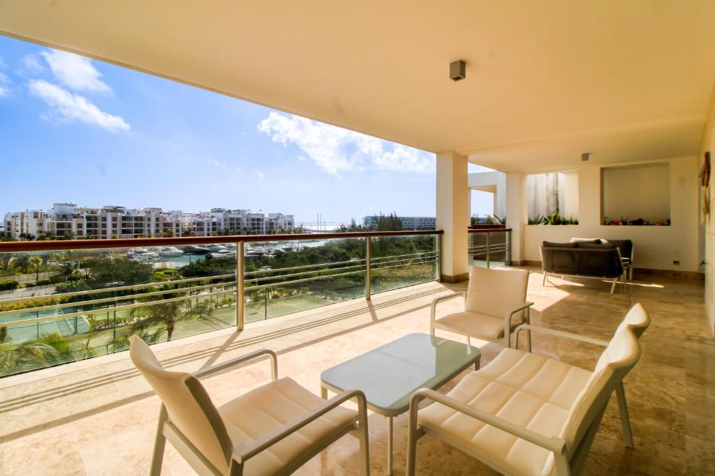 Apartment La Amada Master PH03-M Torre E, Cancún, Mexico - Booking.com