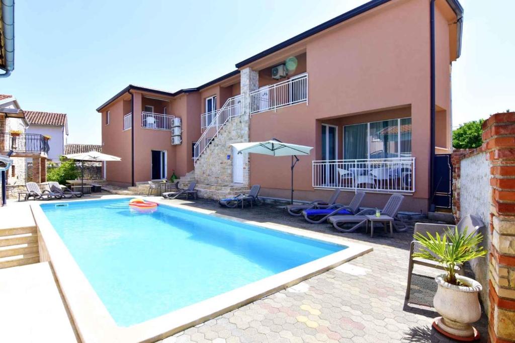 Family friendly apartments with a swimming pool Tar, Porec - 22756, Tar ...