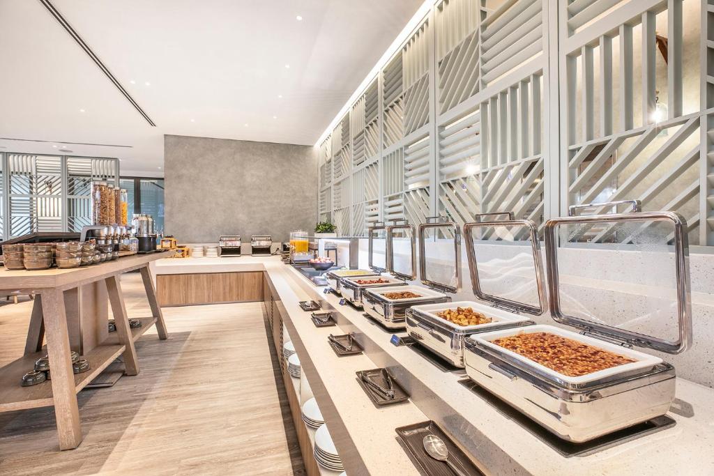 Holiday Inn Express & Suites Sunshine Coast by IHG, Maroochydore ...