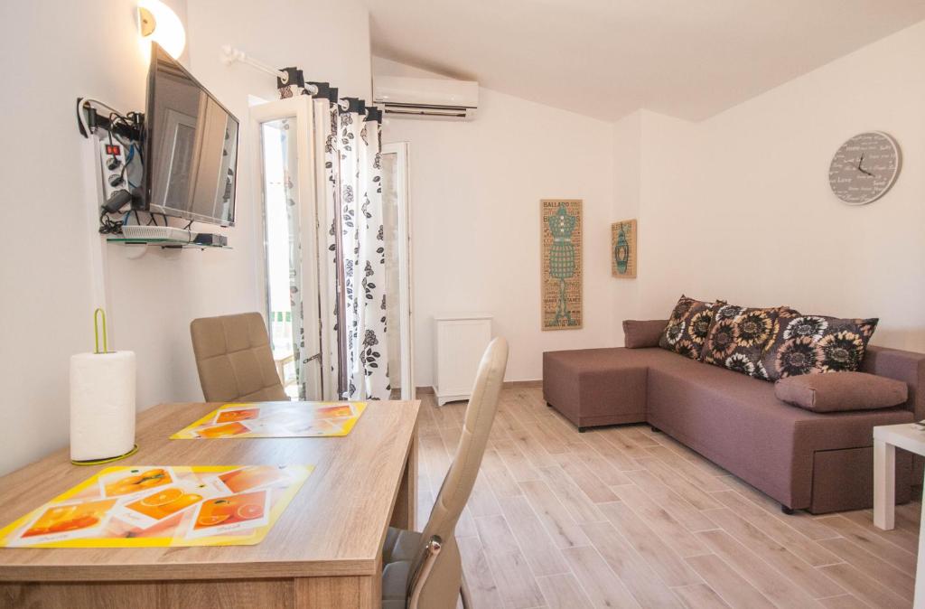 Alida, Baška (updated prices 2026)