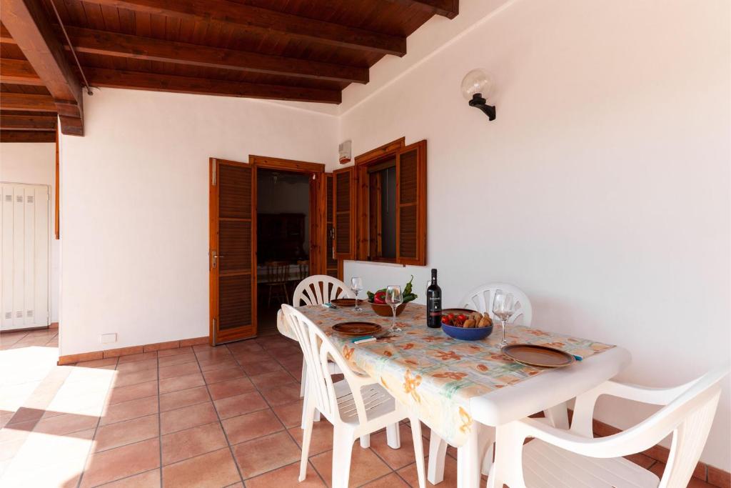 Villetta Roma With Fancy Garden - Happy Rentals, Melendugno (precios ...