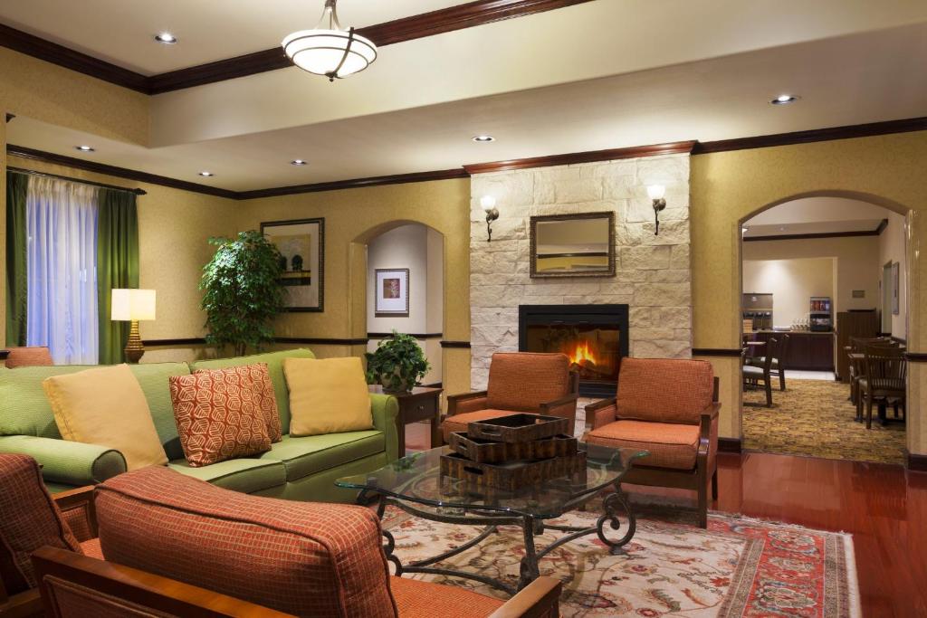 Country Inn & Suites by Radisson, College Station, TX, College Station ...