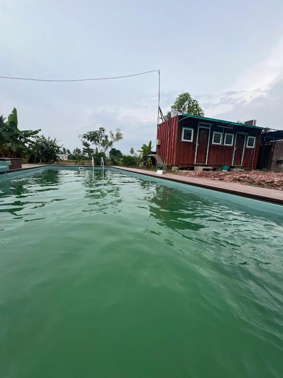 HOMESTAY Kampong KOTA AUR Resort with swimming pool, Kepala Batas ...