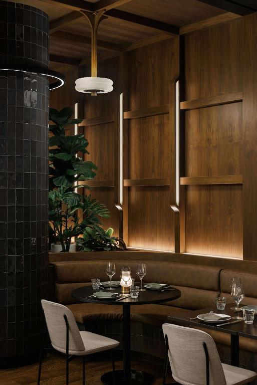 Motto By Hilton New York City Times Square, New York (updated prices 2025)