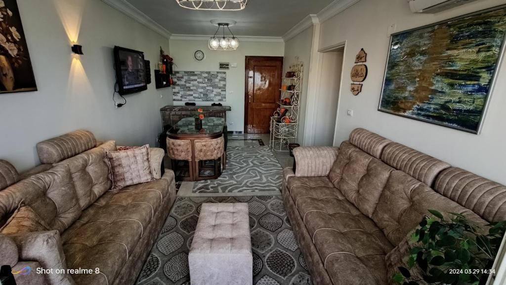 Charming Seaview Condo in Gleem G10, Alexandria (updated prices 2025)