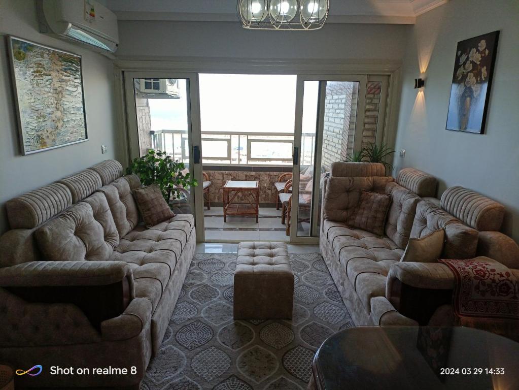 Charming Seaview Condo in Gleem G10, Alexandria (updated prices 2025)