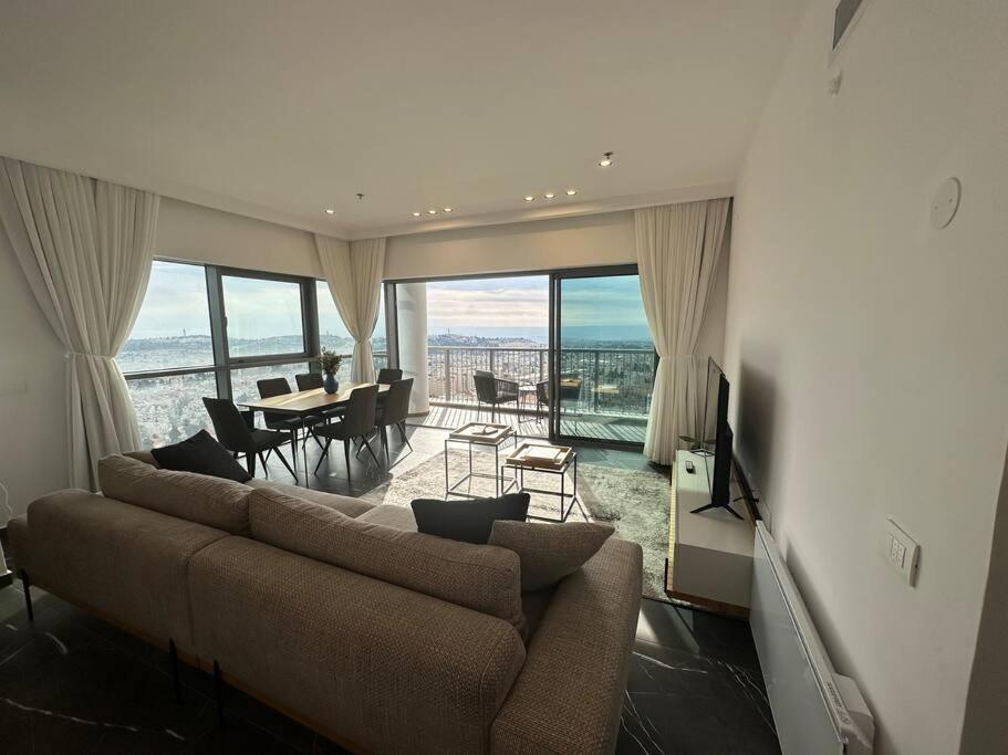 Kosher, Savyon View, Har Habayis, Jerusalem (updated prices 2025)