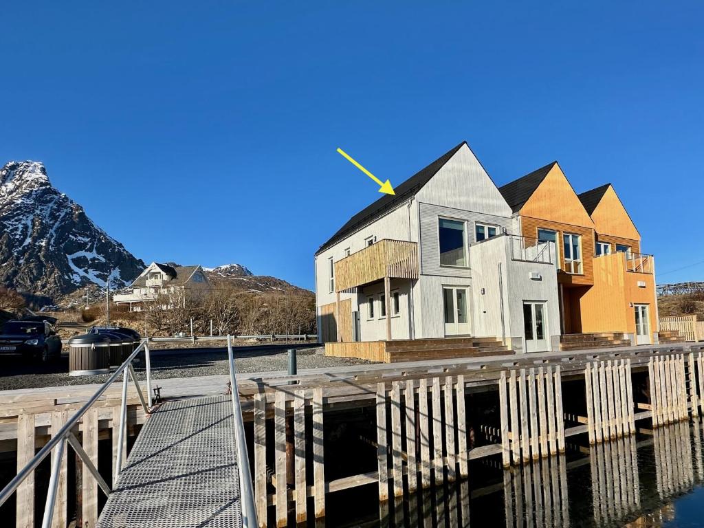 Superior Mountain View Lofoten, Ballstad (updated prices 2026)