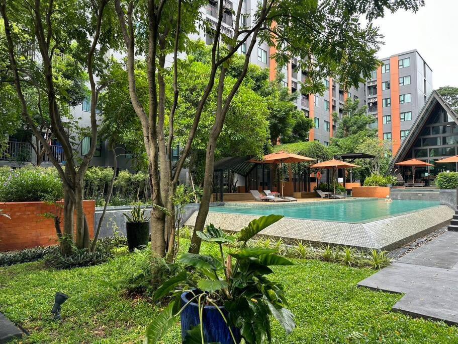 comfort, convenience,department store area., Chiang Mai (updated prices ...