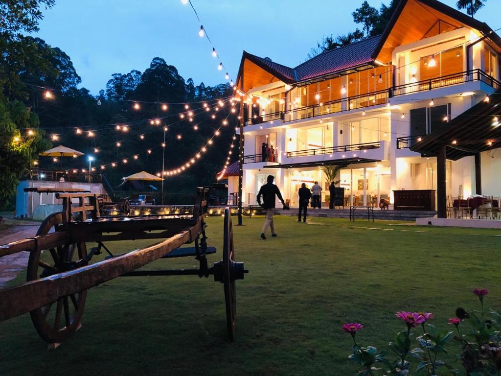 Serenemo Eco Resort, Pundaluoya (updated prices 2024)