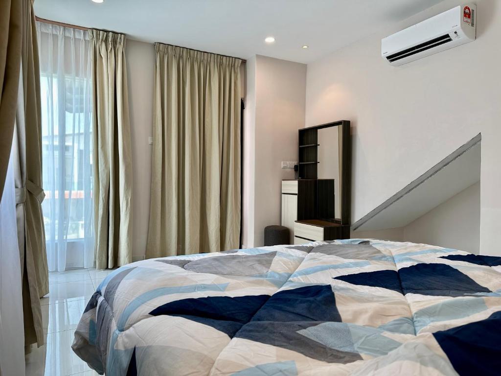 Peak Homestay@Ipoh Perak Malaysia 10-14Pax 5R/6B, Lahat – Updated 2024 ...