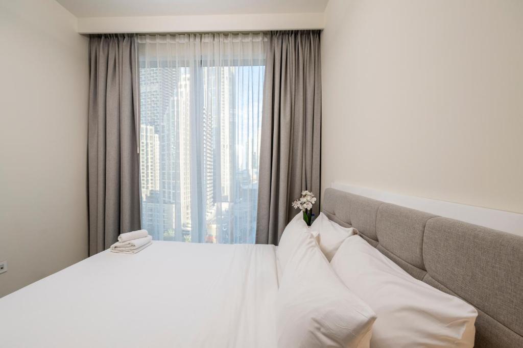 3 Bedrooms Forte tower 1- Downtown Skylight, Dubai (updated prices 2025)