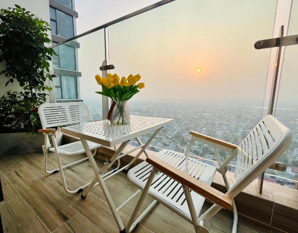 Sam's homestay- Solforest studio apartment, Gia Lâm Pho (updated prices ...