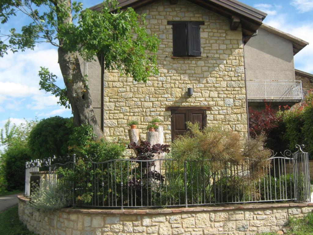 La casina-Maisonette, Serramazzoni (updated prices 2025)