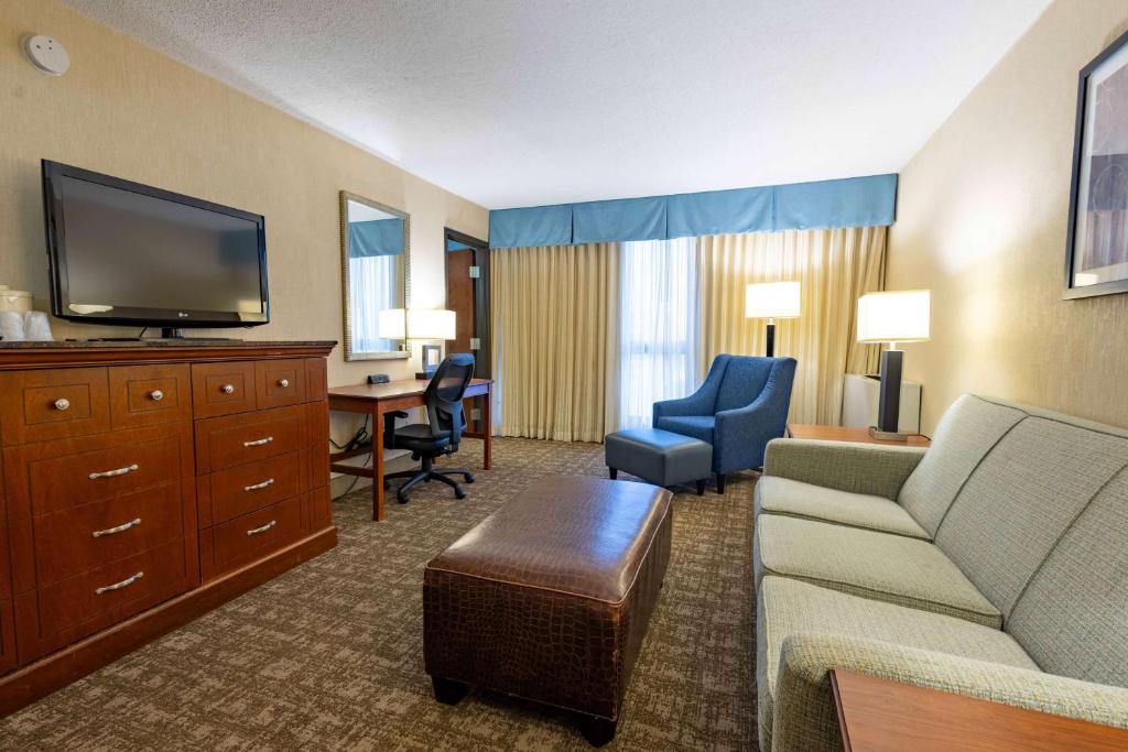 Pear Tree Inn St. Louis Near Union Station, Saint Louis (updated prices ...