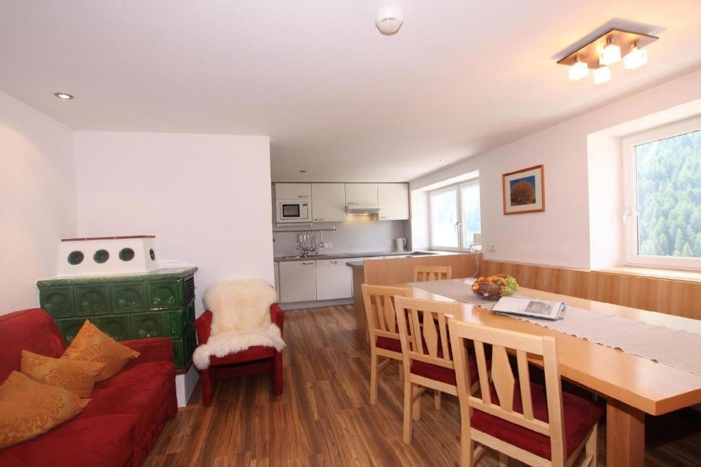 Große Wohnung in Kappl mit Terrasse und Grill, Kappl – Aktualisierte ...