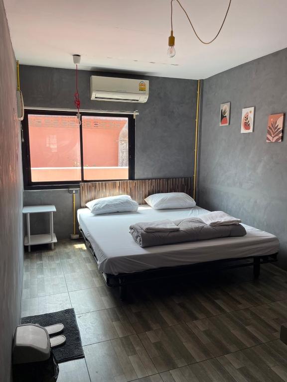 Brio Cafe and Hostel, Godown (updated prices 2025)