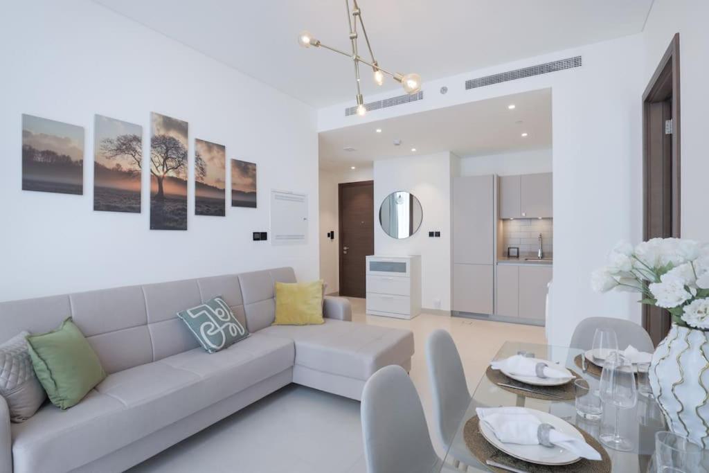 Stylish 2 bedroom apartment in Sobha Hartland, Dubai (updated prices 2025)