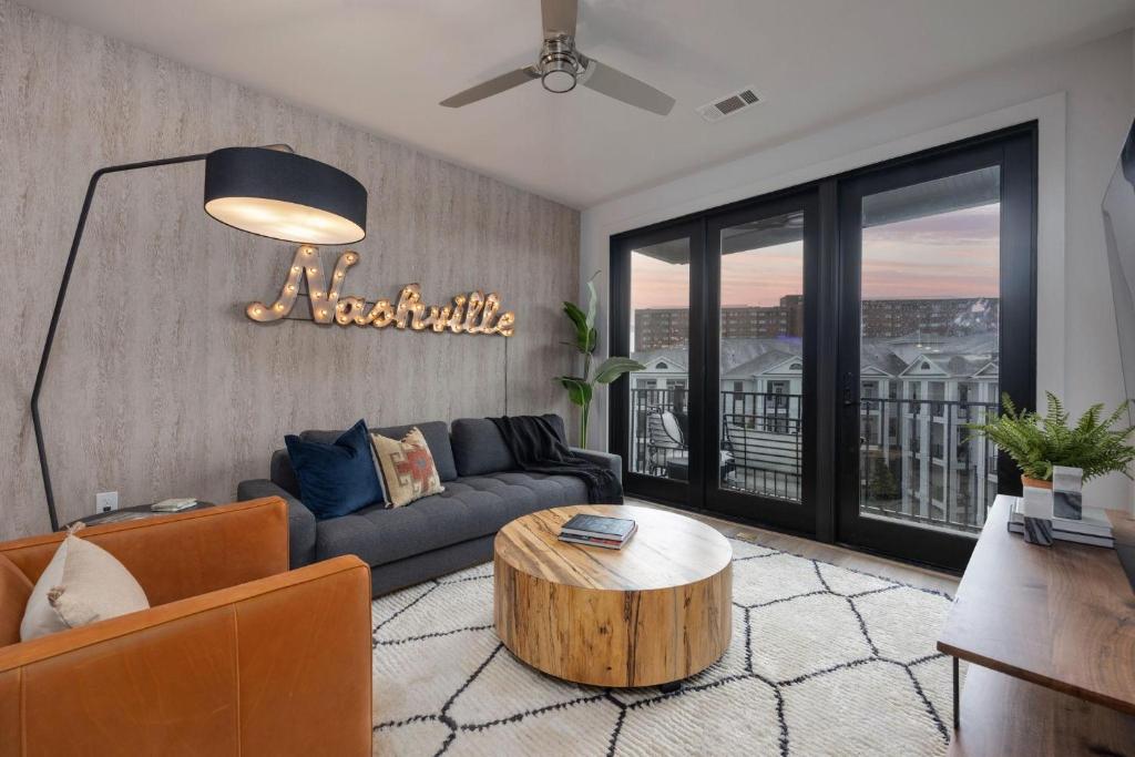 Paramount - Odyssey - Heart of Midtown, Nashville (updated prices 2025)