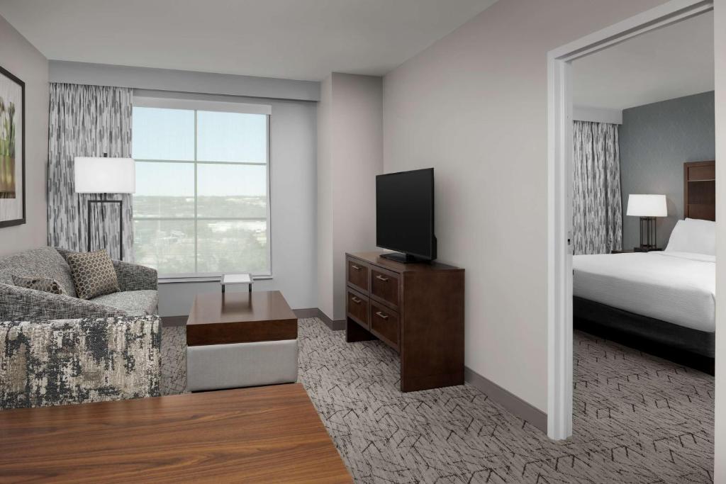 Embassy Suites Springfield, Springfield (updated prices 2025)