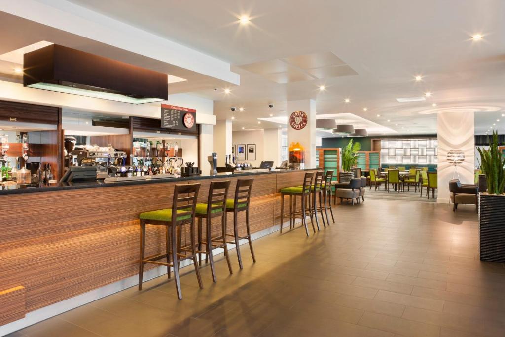 Holiday Inn Express London Heathrow T5 by IHG, Slough (updated prices 2025)