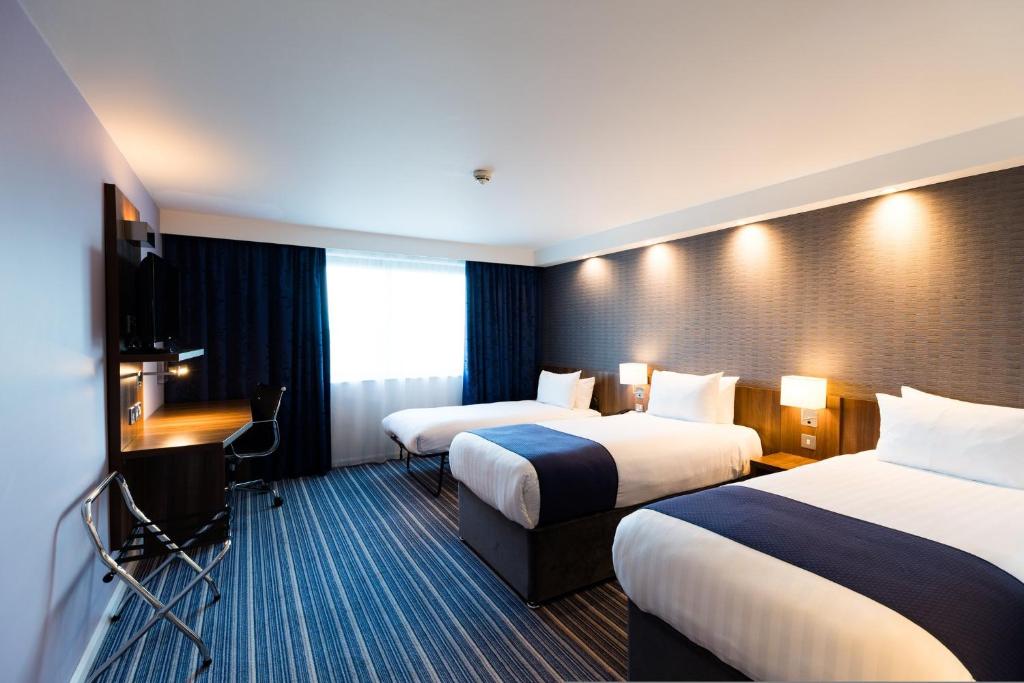 Holiday Inn Express London Heathrow T5 by IHG, Slough (updated prices 2025)